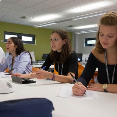 Ashmole Academy - Sixth Form Centre